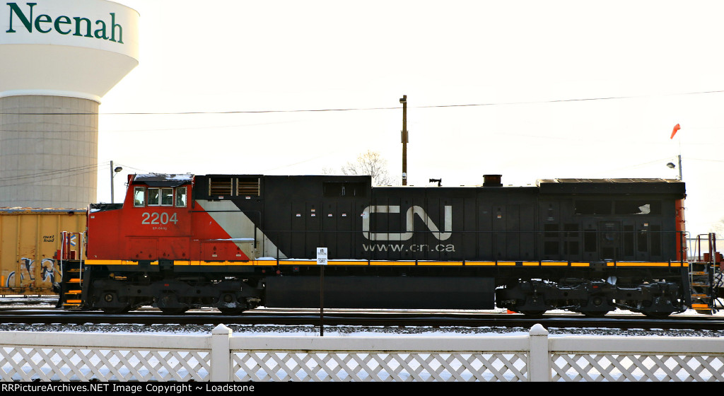 CN 2204